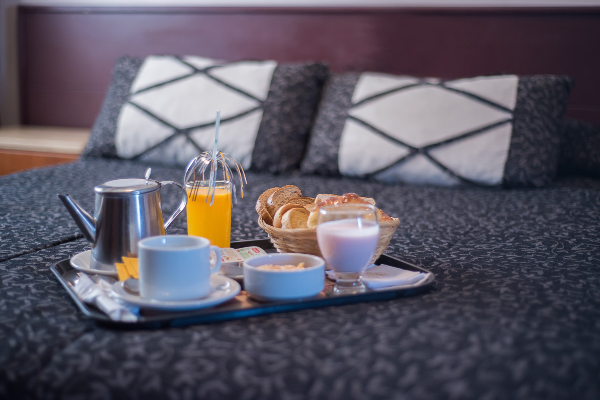 Gran Hotel Continental » Room Service